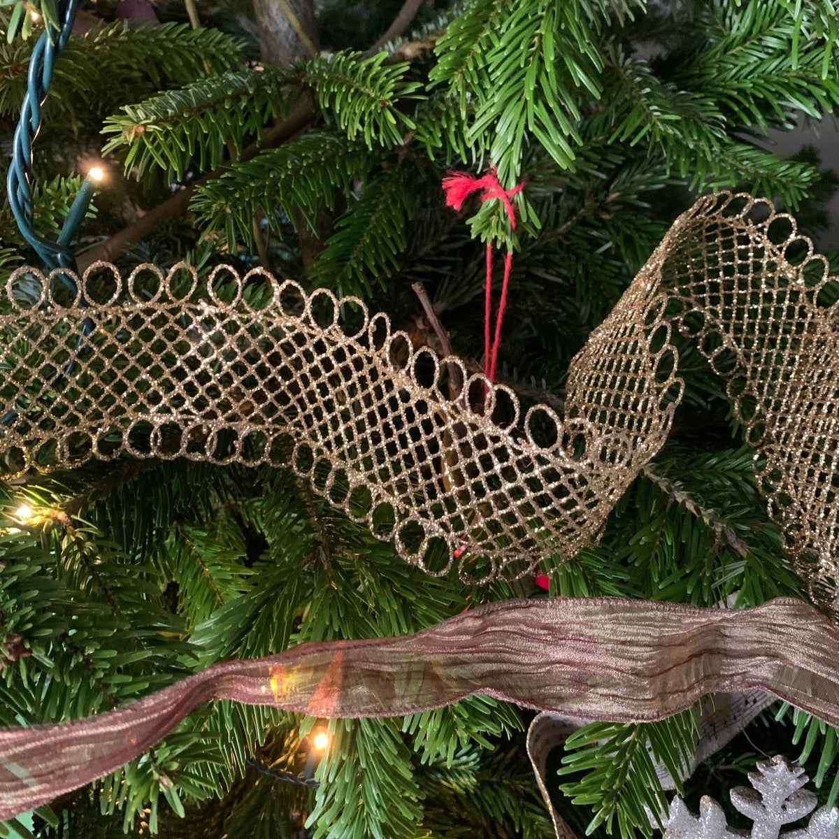 5ft Gold Glitter Wire Mesh Garland – Old Fashioned Milk Paint UK